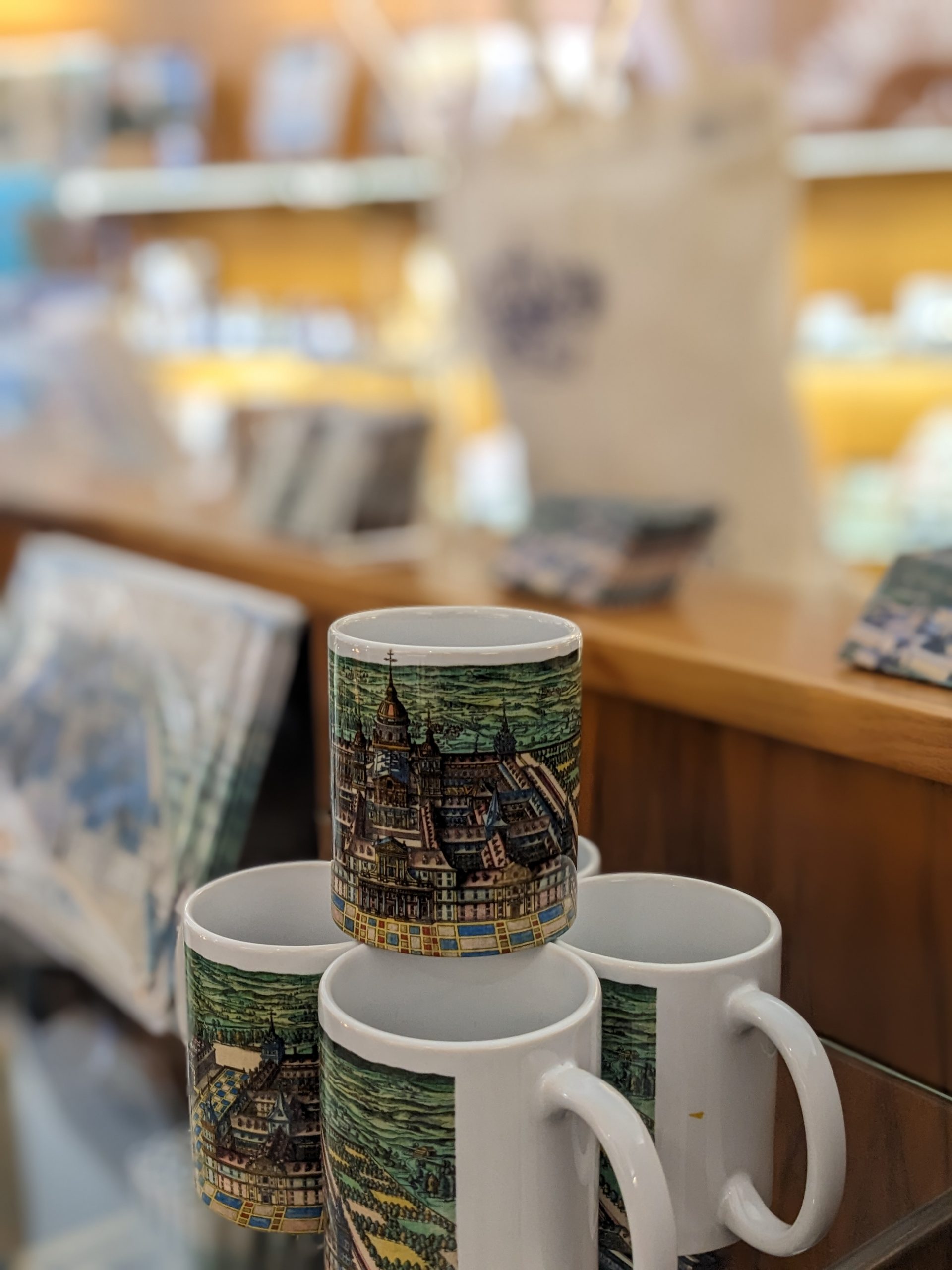 Real Monasterio de San Lorenzo de El Escorial - Palacios y Museos